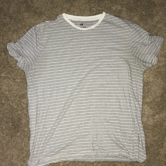 H&M | Shirts | Hm Tee | Poshmark